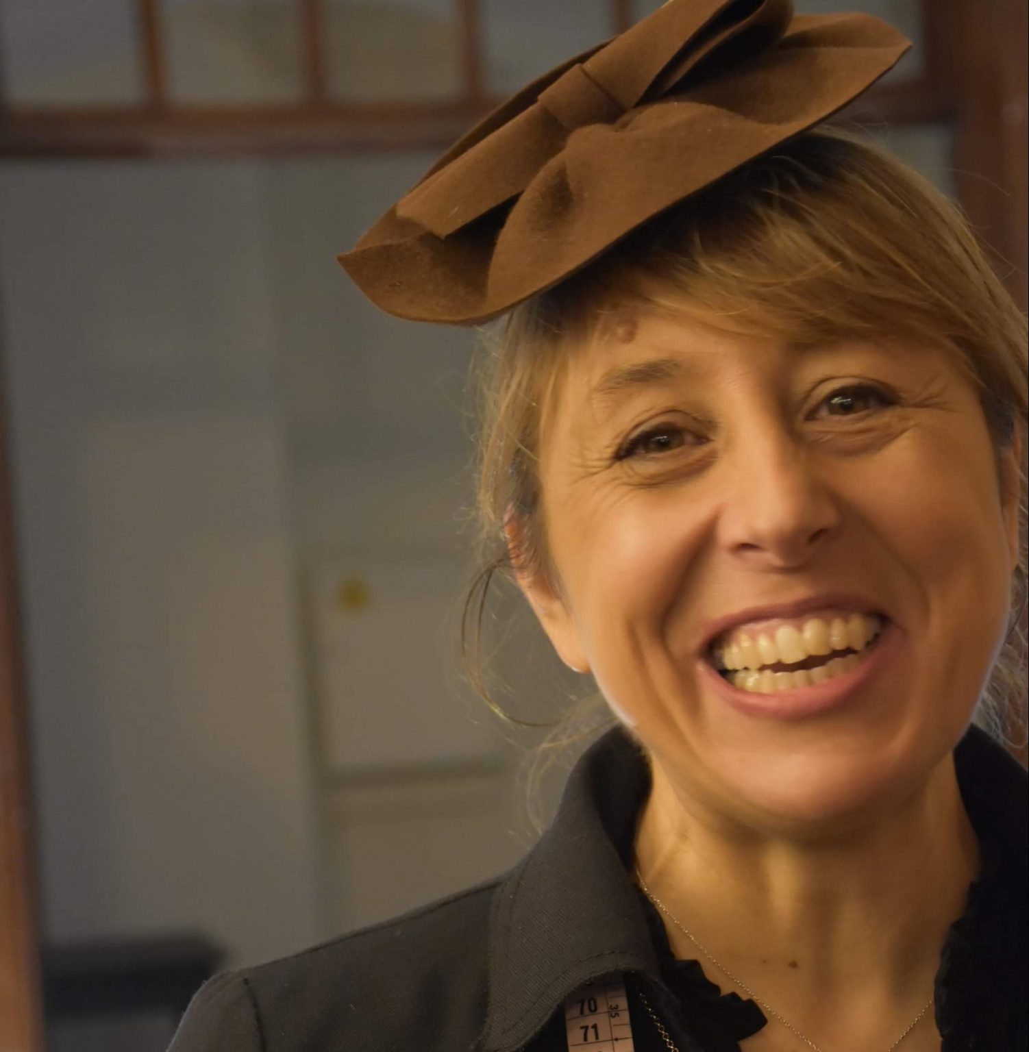 Les Créateurs: modistes et métiers du sur-mesure • Autour du Chapeau